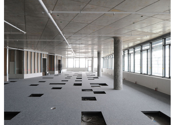 Pakeliamos grindys, Lindner Group | Lemora